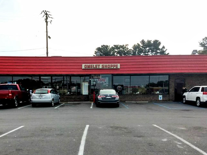 The unassuming exterior hides breakfast greatness within. Like finding a winning lottery ticket in your jeans pocket – unexpected joy awaits.