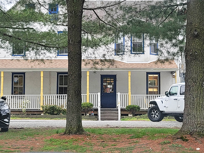The approach to Lettie's feels like discovering a secret &ndash; one that's been hiding in plain sight on a tree-lined street in Hockessin all along.