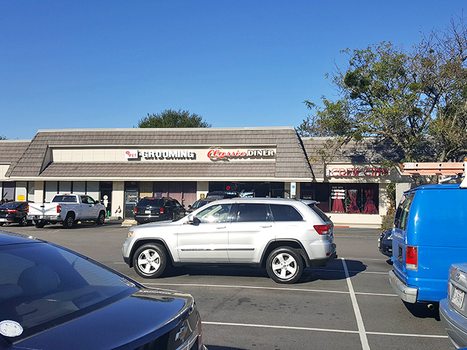 The parking lot fills early because Virginians know a fundamental truth: life's too short to eat mediocre breakfast when Classic Diner exists.