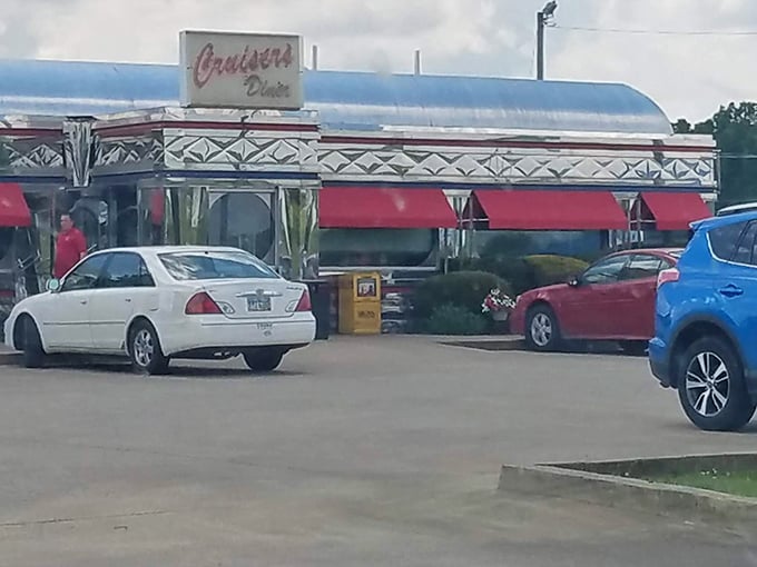 The parking lot fills early and often&mdash;cars gathering like faithful worshippers at the chrome temple of comfort food.