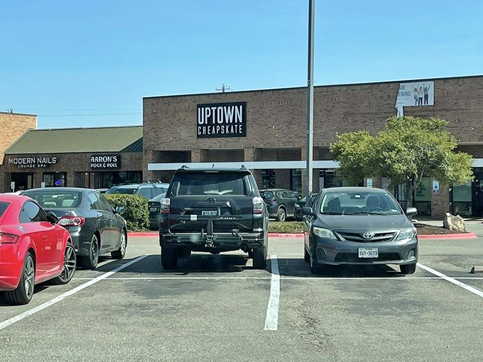 Uptown Cheapskate proves secondhand doesn't mean second-rate style.