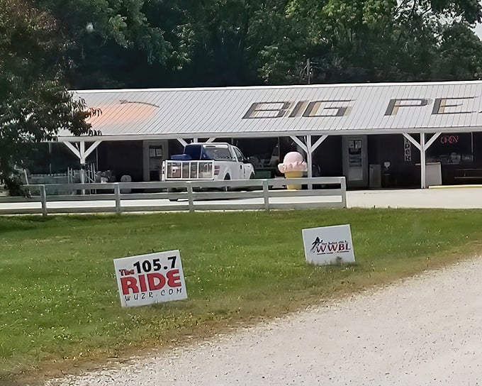 The unassuming approach to the Big Peach belies the wonder within&mdash;local radio stations know exactly where to place their signs.