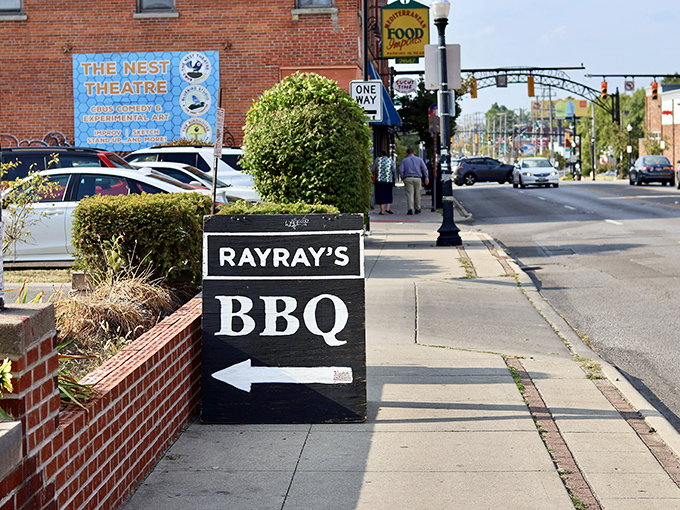 The sign that's launched a thousand detours. Like a barbecue bat signal, it guides the hungry to their smoky salvation in Clintonville.
