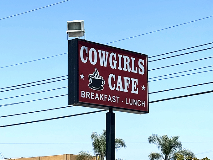 Like a beacon for the breakfast-hungry, this sign has guided many a morning pilgrim to their biscuits-and-gravy salvation.