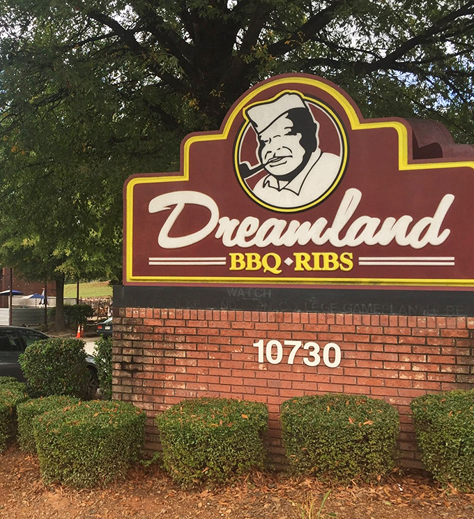 The sign that's launched a thousand detours &ndash; "I wasn't even hungry until I saw that smiling pitmaster."