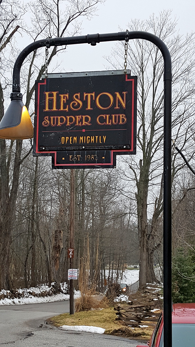 That sign has been welcoming hungry folks since 1983, like a lighthouse for the famished.