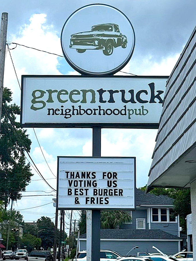 That iconic vintage truck sign against Savannah's blue sky&mdash;a beacon calling hungry travelers from miles around.
