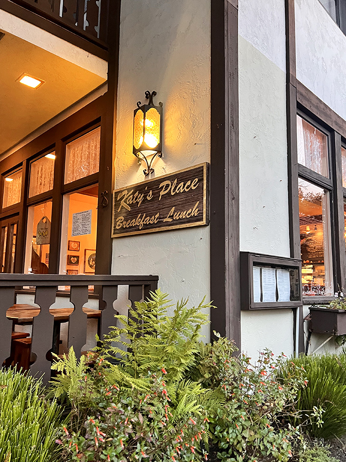 That simple sign has beckoned hungry souls to breakfast nirvana for years, promising comfort food done right.