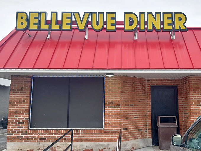 That bold signage against the red roof is practically Delaware's version of the Hollywood sign for hungry locals in the know.