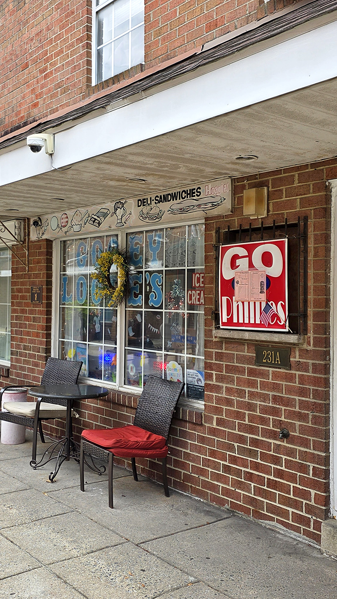 The sidewalk seating &ndash; two chairs that have witnessed more food euphoria than a cooking show judge's table.
