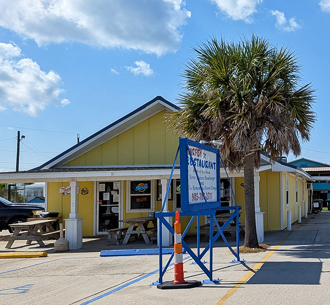 Starfish Restaurant sits ready to serve fresh Gulf seafood in the casual, come-as-you-are atmosphere that defines Grand Isle dining.
