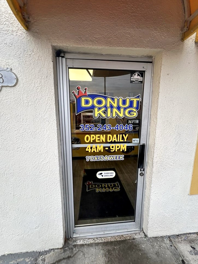 "Open Daily 4AM-9PM" might be the most beautiful phrase in the English language when it adorns the door to donut paradise.