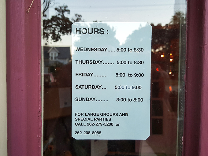 These hours are worth memorizing—your stomach will thank you for planning ahead for this Wisconsin dining pilgrimage.