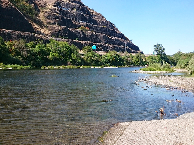 Templin Beach along the Umpqua River provides nature's soundtrack &ndash; rushing water against stone &ndash; better than any meditation app.