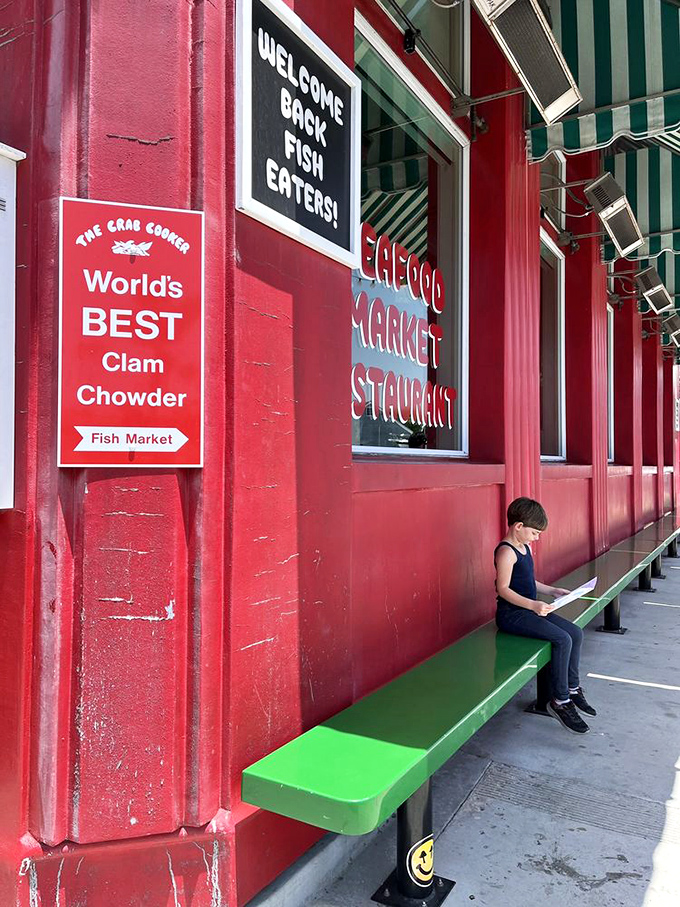 These benches have supported more hungry customers than a mall food court at Christmas.