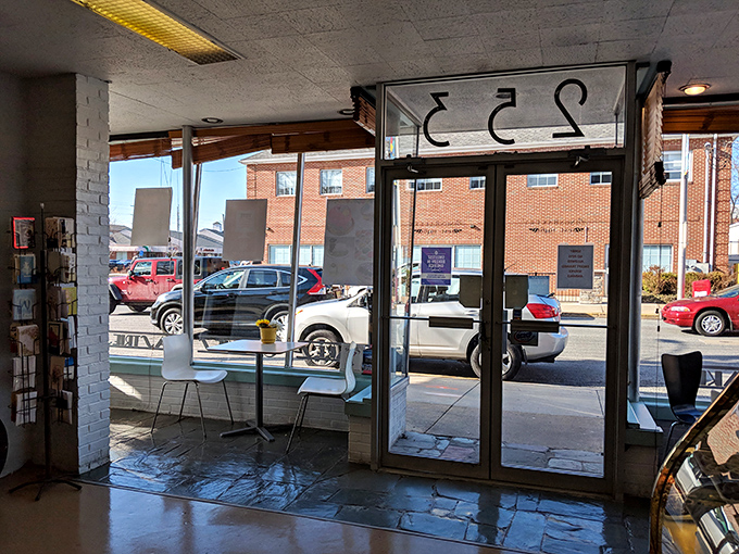 A quiet corner to contemplate life's important questions, like "Should I get the &eacute;clair or the Danish?" (The answer is always "both").