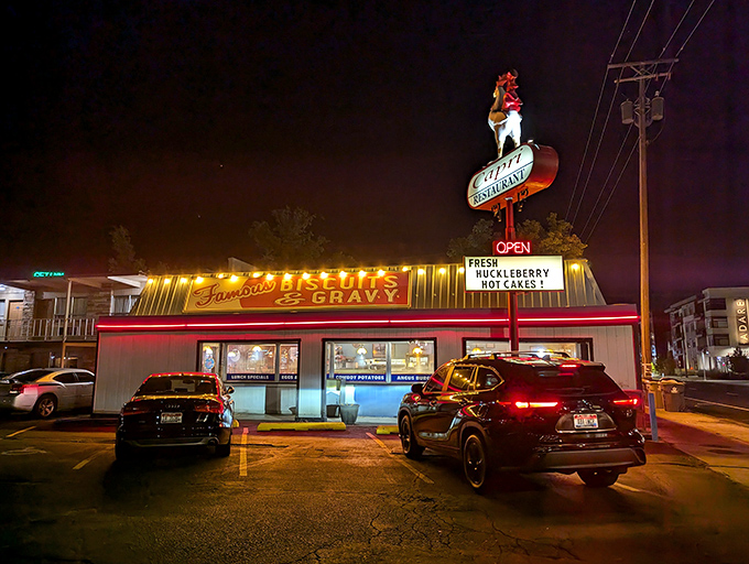 At night, the Capri glows like a beacon of hope for the hungry. That illuminated rooster might as well be wearing a superhero cape.