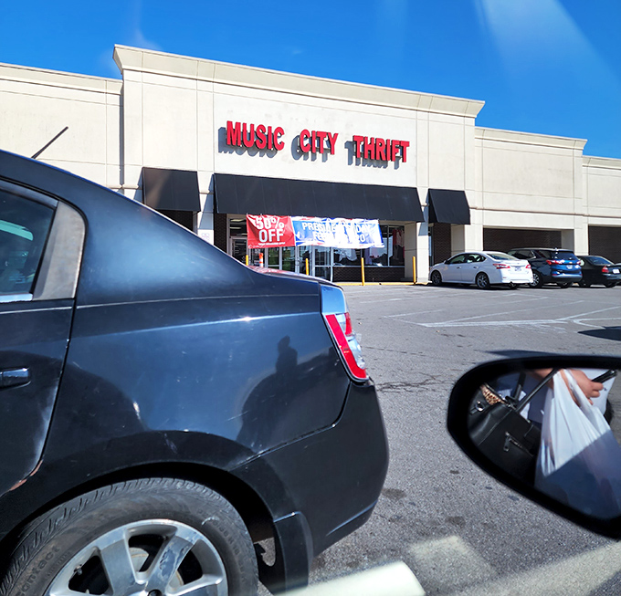 Another angle, another promise of treasures waiting inside this temple to secondhand shopping excellence.