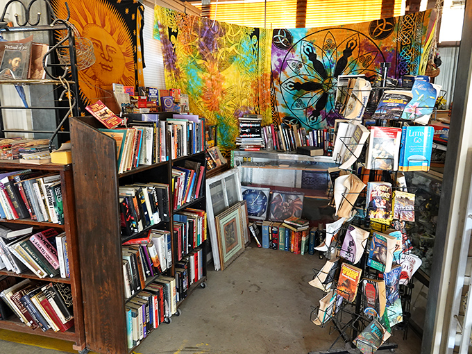 A literary oasis amid the market madness. This bohemian book nook, complete with tie-dye backdrop, offers mind food alongside the market's many material treasures.