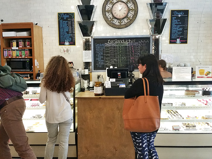 That old-school cash register means they're focused on the important stuff: making exceptional pastries instead of installing payment apps.