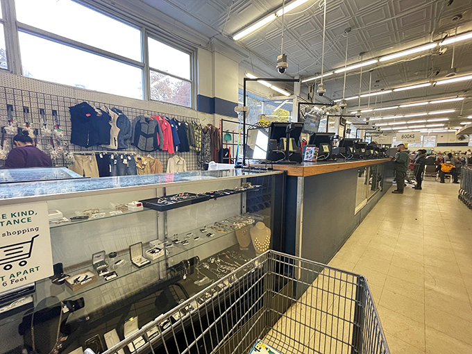 The checkout area: the final frontier between you and your thrifting victory, where friendly staff help complete your bargain-hunting mission.