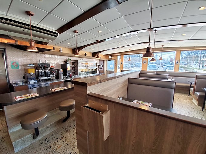 The counter seating&mdash;where diner magic truly happens. Front-row tickets to the breakfast show and the best place for solo diners to feel less alone.