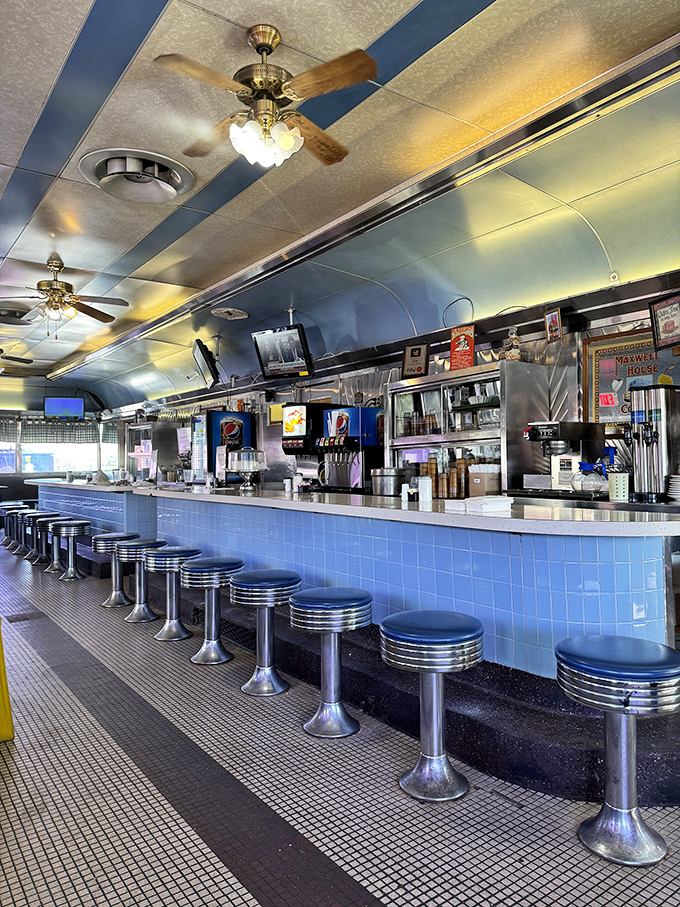 The counter isn't just seating&mdash;it's front-row tickets to the greatest show on earth: short-order cooks working their magic. 