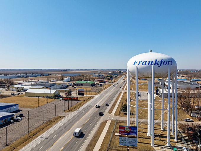 That water tower isn't just holding H2O&mdash;it's announcing "Frankfort" to travelers who might just find their retirement dollars stretch further than that endless Indiana horizon.