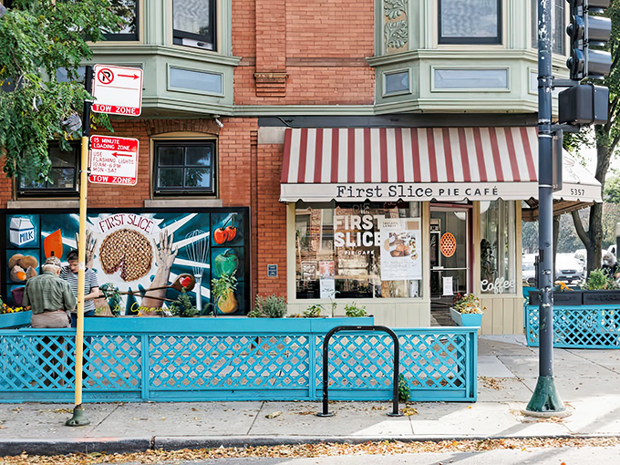 The corner spot that changed Chicago's pie game forever. That striped awning signals to passersby that life is about to get significantly better.