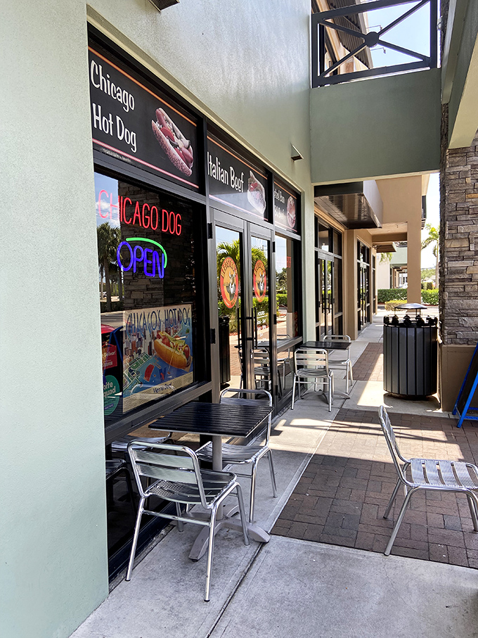 The outdoor seating area &ndash; where you can enjoy your Italian beef while contemplating the strange beauty of eating Chicago food under palm trees.