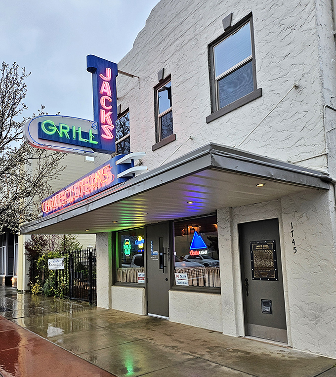 Rain or shine, that neon glow promises the same thing it has for generations: tonight, you eat like royalty.
