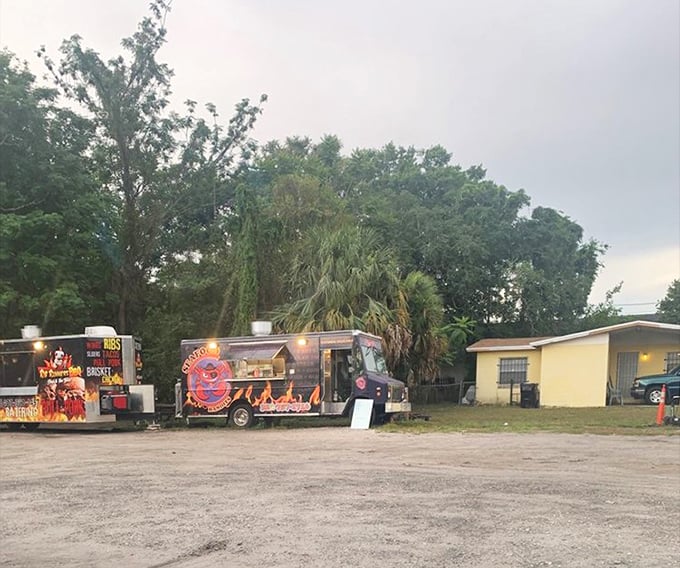 Where the magic happens&mdash;this unassuming lot transforms into a seafood destination when the Bandits roll in. No fancy address required. 