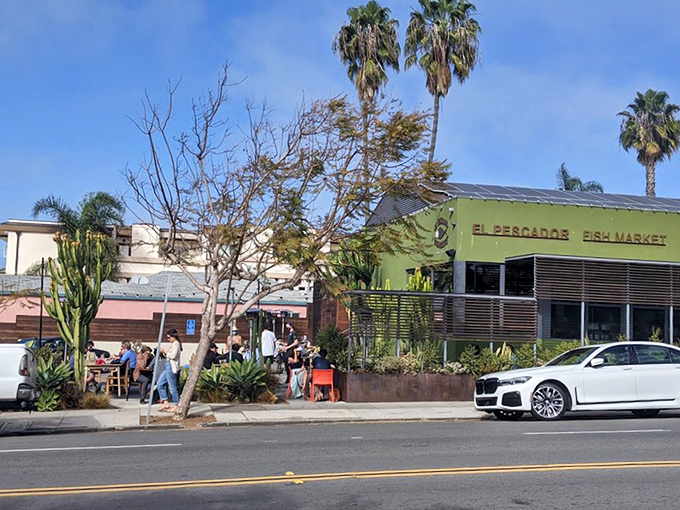 From the street, El Pescador's modest exterior gives little hint of the seafood revelations waiting inside&mdash;the best surprises come in unassuming packages.