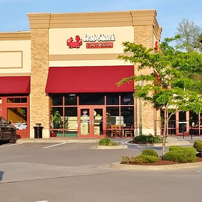 Daylight reveals the unassuming home of extraordinary seafood adventures. Like finding a pearl in an oyster, this strip mall location hides treasure within.