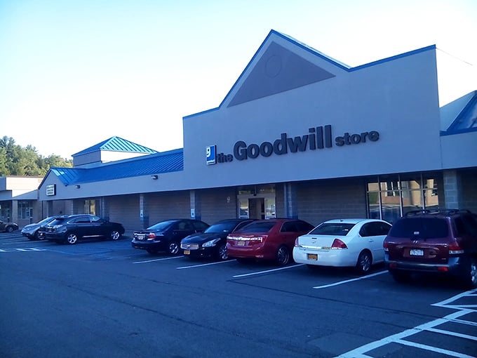 The parking lot fills early on discount days. Savvy shoppers know that arriving fashionably early beats arriving fashionably dressed but broke.