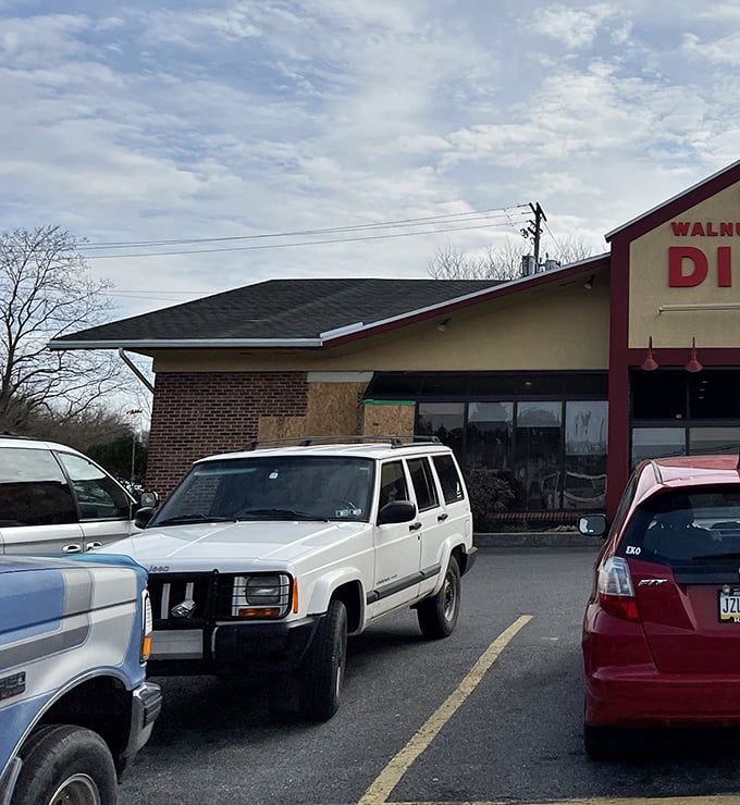 A parking lot that's rarely empty tells you everything you need to know&mdash;locals vote with their appetites, and this place has clearly won the election.