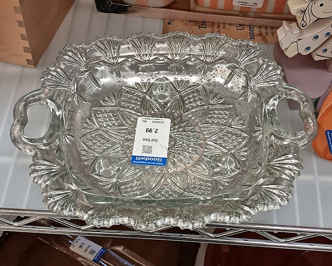 Crystal serving platters that would make your grandmother proud. Instant entertaining elegance that looks like an heirloom but costs less than lunch. 