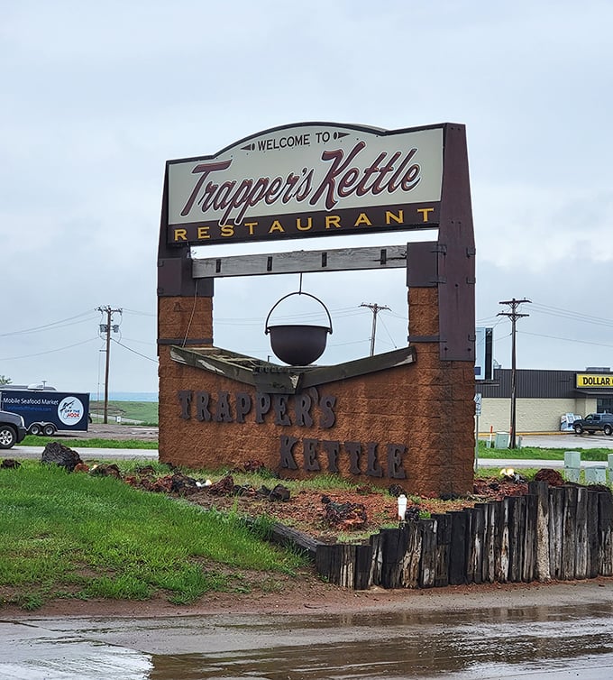 The sign that's launched a thousand road trip detours. That iconic kettle silhouette has saved many a hungry traveler.