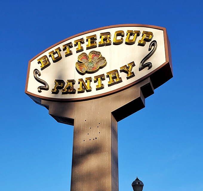 A sign that promises breakfast salvation against the California blue sky. Follow it like a breakfast North Star.