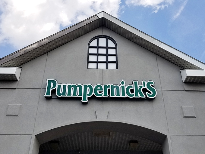 The sign that signals you've arrived at roast beef paradise in North Wales, Pennsylvania.