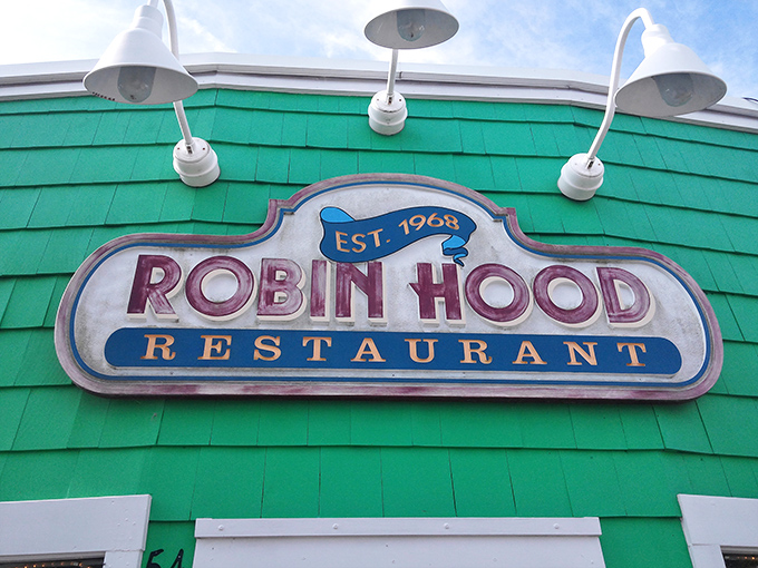 A sign that promises not archery lessons but something equally impressive: consistently delicious breakfast since the Summer of Love.