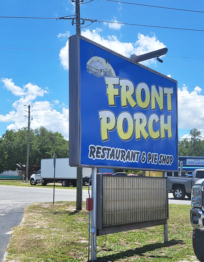 The beacon of breakfast beckons from the roadside. This sign has guided hungry travelers like a blue North Star of comfort food.