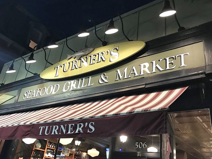 When you see this sign glowing at night, your stomach knows exactly what's about to happen next here.