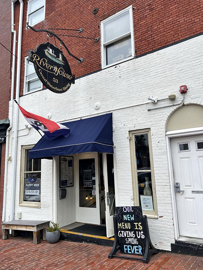 "Our new menu is giving us spring fever" announces the sidewalk sign. That blue awning signals you've arrived at Portsmouth's seafood haven.
