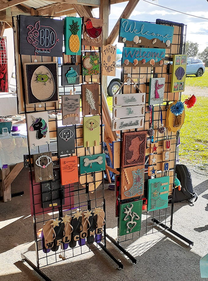 Handcrafted wall art displays show that creativity and welcome signs never go out of style.