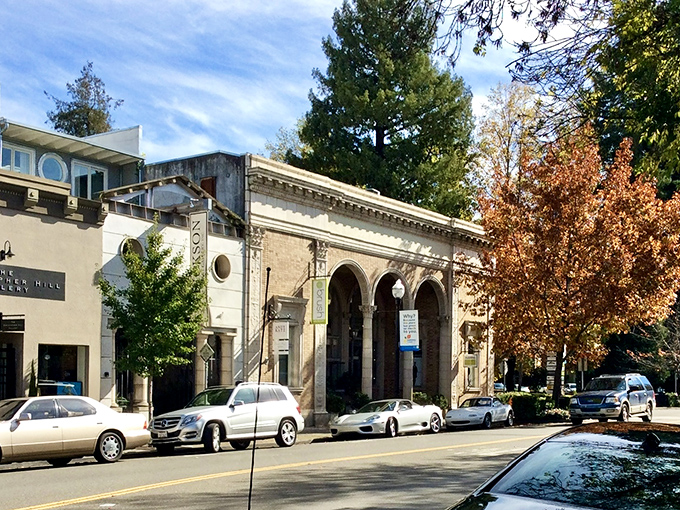 Healdsburg's classic town square anchors wine country's most charming blend of sophistication and simplicity.