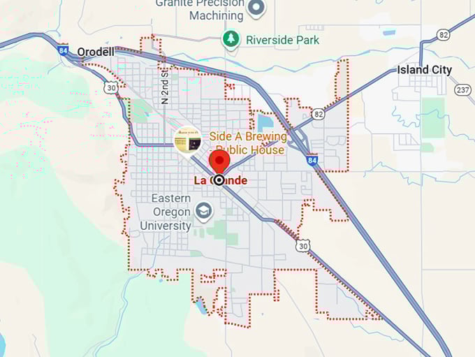 16. la grande, or map