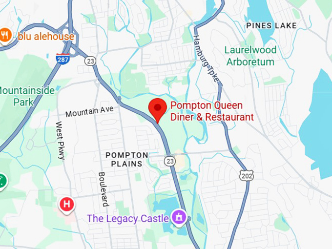 16. pompton queen diner & restaurant map
