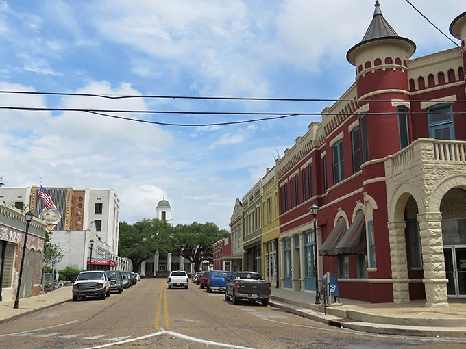 Abbeville's historic downtown looks like a movie set where time slowed down and decided to stay awhile.