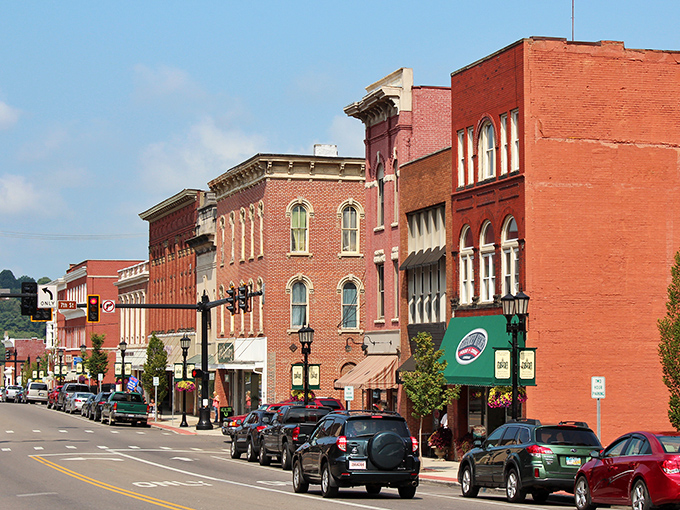 Cambridge's historic downtown feels like stepping into a Norman Rockwell painting come to life.